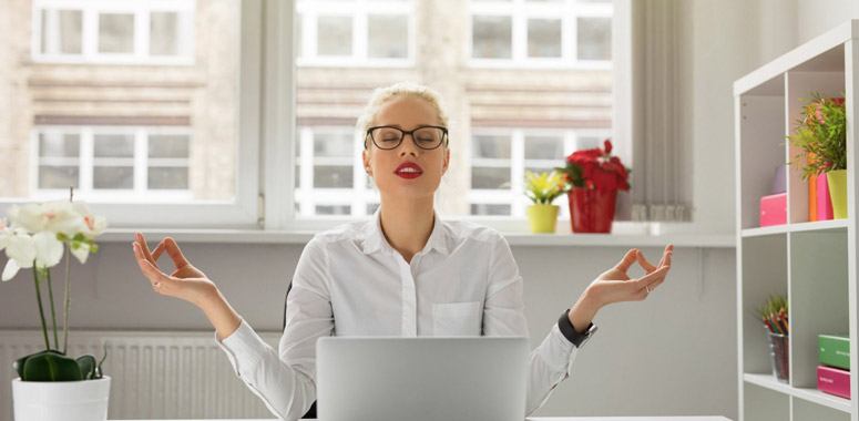 How To Relax at Work: Ten Tips You Should Know | iFastJob